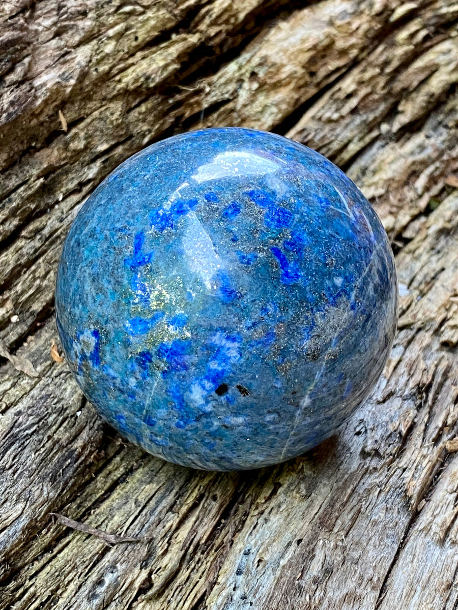 Azurite Sphere (AZ 3) – SouLife Essentials